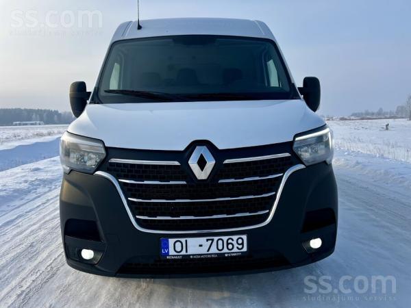 White Renault Master 2020 in Riga, with an engine capacity of 2.30 L and mileage of 311 thousand km for 15600 €, photo 7 on AUTOMOTO.COM.LV