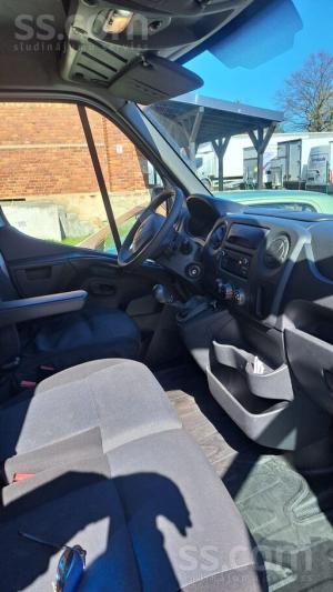 White Renault Master 2020 in Riga, with an engine capacity of 2.30 L and mileage of 169 thousand km for 14500 €, photo 9 on AUTOMOTO.COM.LV