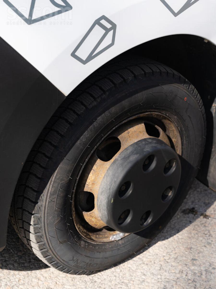 Balts Renault Master 2020 Rīga, ar dzinēja tilpumu 2.30 L un nobraukumu 247 tūkst. km par 15888 €, foto 15 vietnē AUTOMOTO.COM.LV