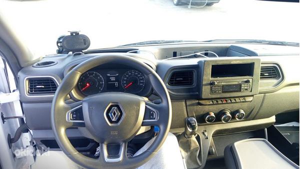 White Renault Master 2020 in Tallinn, with an engine capacity of 2.30 L and mileage of 242 thousand km for 17800 €, photo 5 on AUTOMOTO.COM.LV