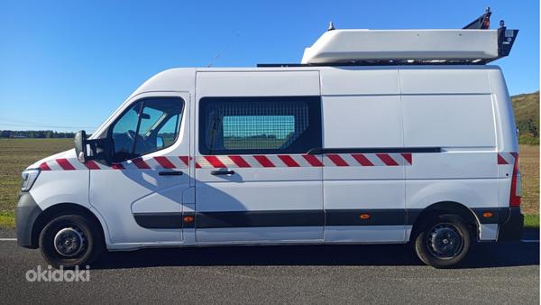 White Renault Master 2020 in Tallinn, with an engine capacity of 2.30 L and mileage of 242 thousand km for 17800 €, photo 1 on AUTOMOTO.COM.LV