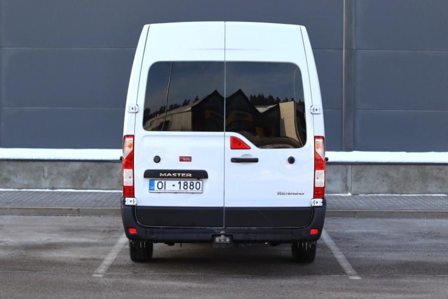 White Renault Master 2020 in Riga, with an engine capacity of 2.30 L and mileage of 63 thousand km for 17980 €, photo 16 on AUTOMOTO.COM.LV