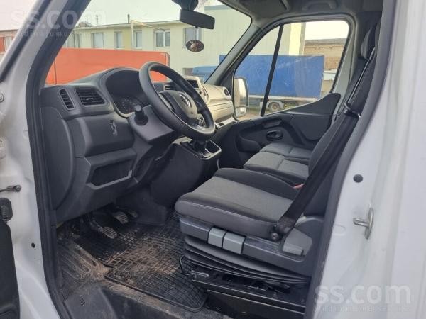 White Renault Master 2020 in Riga, with an engine capacity of 2.30 L and mileage of 183 thousand km for 23900 €, photo 7 on AUTOMOTO.COM.LV