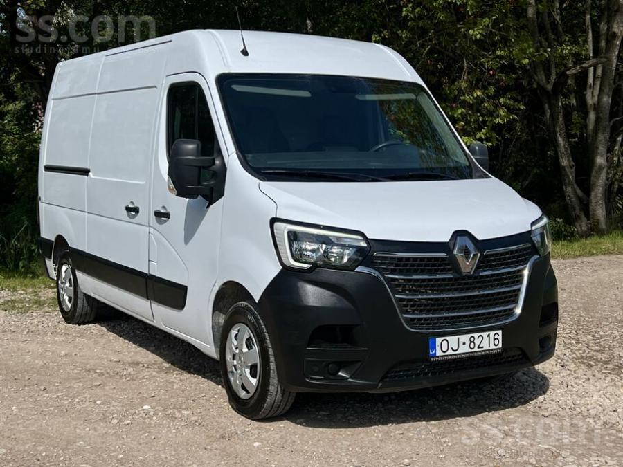 White Renault Master 2020 in Riga, with an engine capacity of 2.30 L and mileage of 219 thousand km for 14000 €, photo 3 on AUTOMOTO.COM.LV