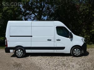 White Renault Master 2020 in Riga, with an engine capacity of 2.30 L and mileage of 219 thousand km for 14000 €, photo 5 on AUTOMOTO.COM.LV