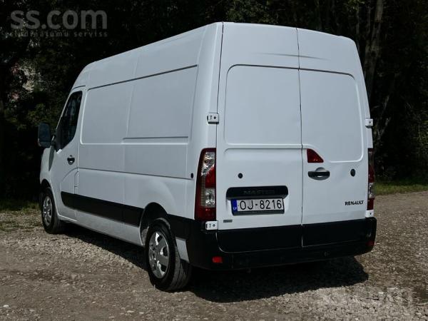 White Renault Master 2020 in Riga, with an engine capacity of 2.30 L and mileage of 219 thousand km for 14000 €, photo 6 on AUTOMOTO.COM.LV