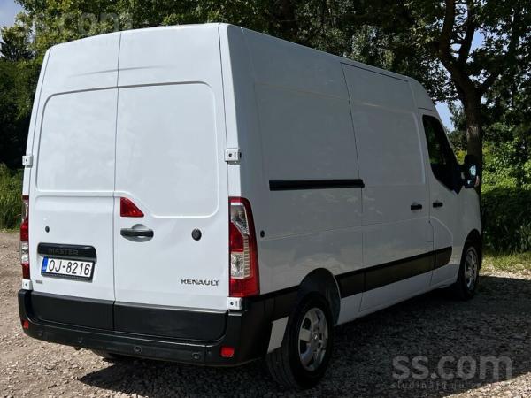 White Renault Master 2020 in Riga, with an engine capacity of 2.30 L and mileage of 219 thousand km for 14000 €, photo 7 on AUTOMOTO.COM.LV