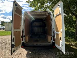 White Renault Master 2020 in Riga, with an engine capacity of 2.30 L and mileage of 219 thousand km for 14000 €, photo 10 on AUTOMOTO.COM.LV