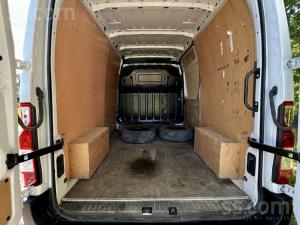 White Renault Master 2020 in Riga, with an engine capacity of 2.30 L and mileage of 219 thousand km for 14000 €, photo 11 on AUTOMOTO.COM.LV