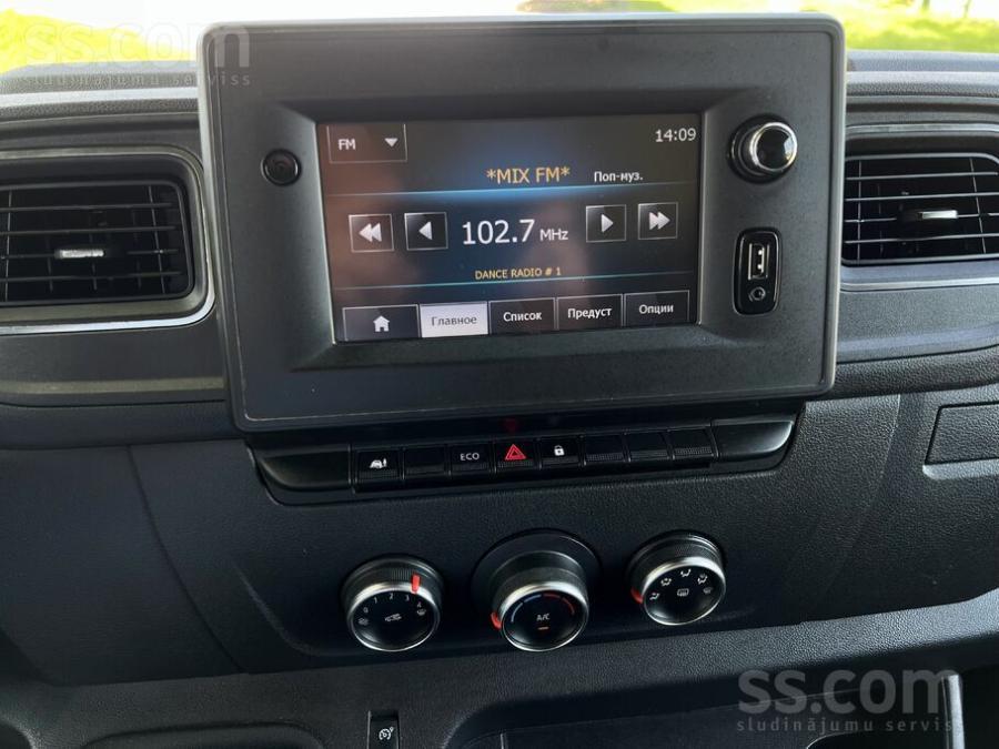 White Renault Master 2020 in Riga, with an engine capacity of 2.30 L and mileage of 219 thousand km for 14000 €, photo 17 on AUTOMOTO.COM.LV