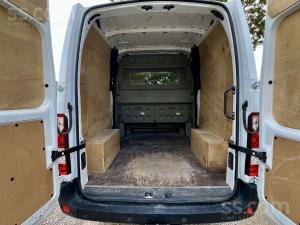 White Renault Master 2020 in Riga, with an engine capacity of 2.30 L and mileage of 258 thousand km for 14990 €, photo 11 on AUTOMOTO.COM.LV