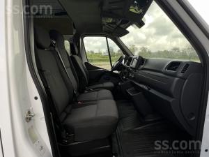 White Renault Master 2020 in Riga, with an engine capacity of 2.30 L and mileage of 258 thousand km for 14990 €, photo 17 on AUTOMOTO.COM.LV