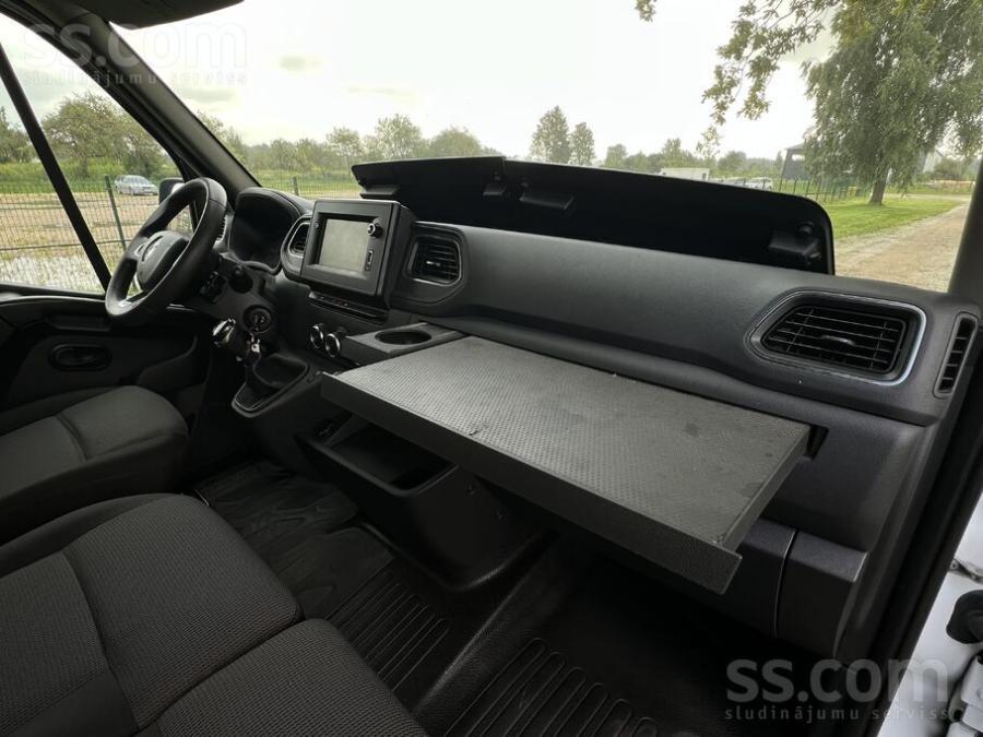 White Renault Master 2020 in Riga, with an engine capacity of 2.30 L and mileage of 258 thousand km for 14990 €, photo 19 on AUTOMOTO.COM.LV