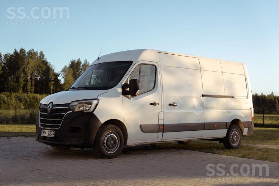 White Renault Master 2020 in Riga, with an engine capacity of 2.30 L and mileage of 239 thousand km for 11000 €, photo 4 on AUTOMOTO.COM.LV