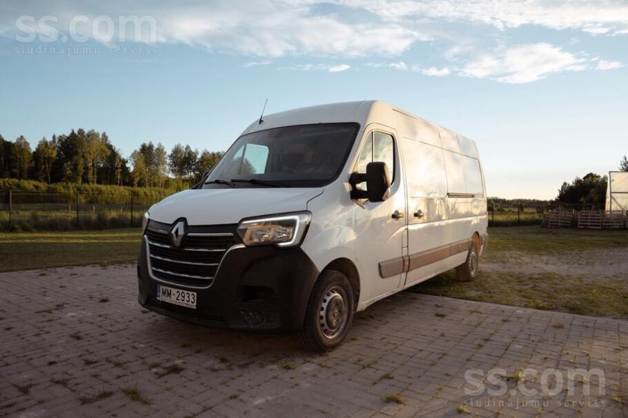 White Renault Master 2020 in Riga, with an engine capacity of 2.30 L and mileage of 239 thousand km for 11000 €, photo 6 on AUTOMOTO.COM.LV