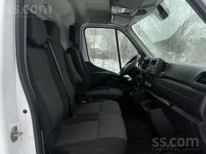 White Renault Master 2021 in Riga, with an engine capacity of 2.30 L and mileage of 379 thousand km for 10770 €, photo 14 on AUTOMOTO.COM.LV