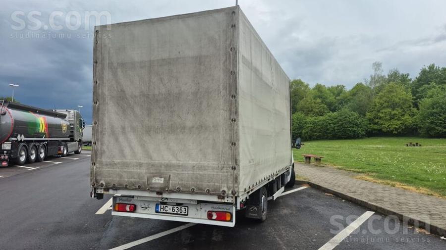 White Renault Master 2021 in Riga, with an engine capacity of 2.30 L and mileage of 500 thousand km for 9200 €, photo 6 on AUTOMOTO.COM.LV
