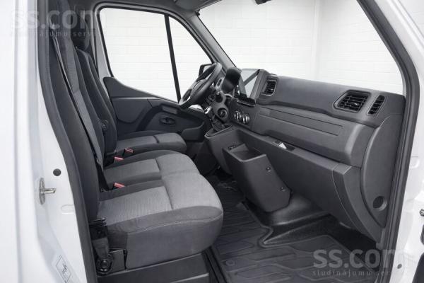 White Renault Master 2021 in Riga, with an engine capacity of 2.30 L and mileage of 276 thousand km for 14890 €, photo 8 on AUTOMOTO.COM.LV