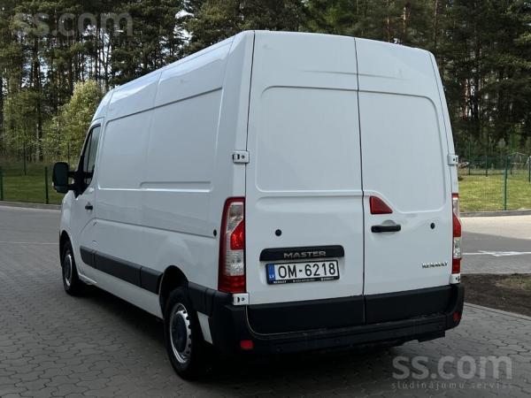 Balts Renault Master 2021 Rīga, ar dzinēja tilpumu 2.30 L un nobraukumu 193 tūkst. km par 14900 €, foto 4 vietnē AUTOMOTO.COM.LV