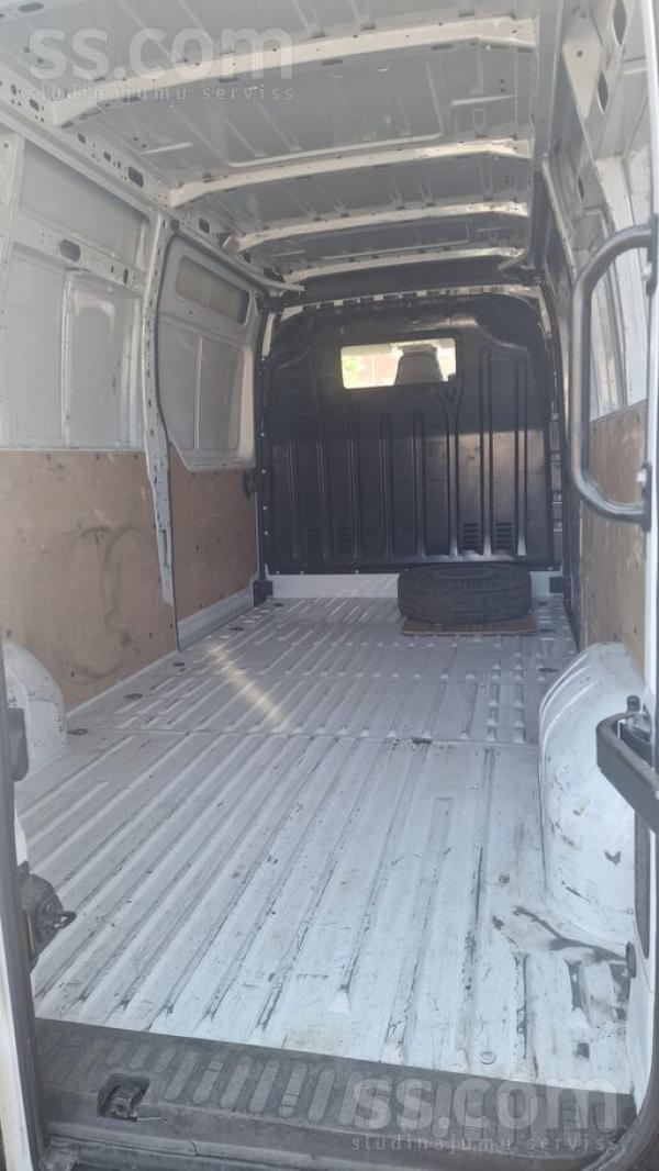 Balts Renault Master 2021 Rīga, ar dzinēja tilpumu 2.20 L un nobraukumu 343 tūkst. km par 9800 €, foto 3 vietnē AUTOMOTO.COM.LV