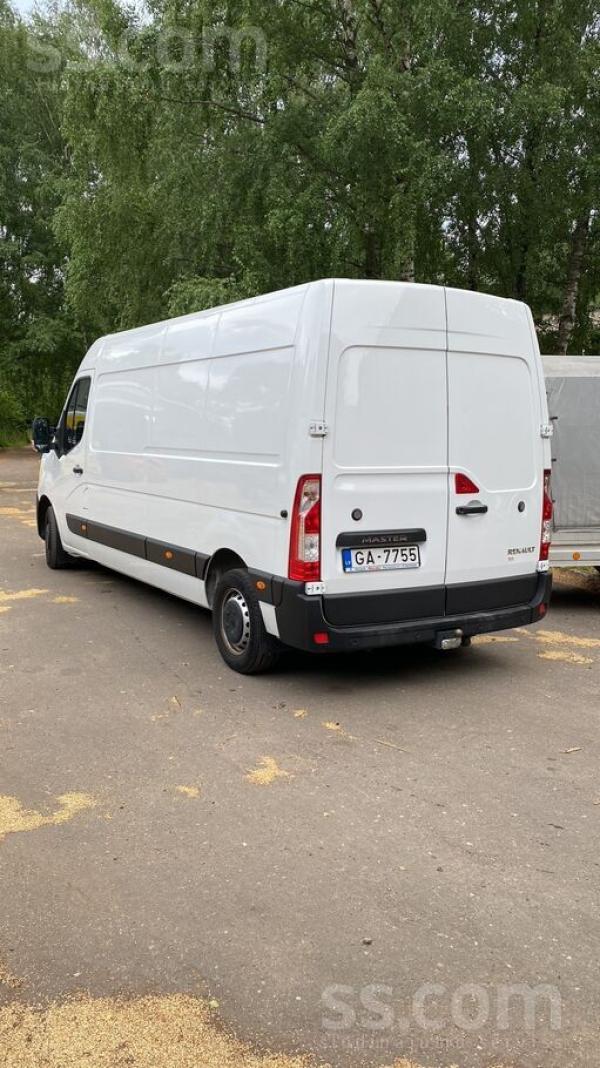 Balts Renault Master 2021 Ogre, ar dzinēja tilpumu 2.30 L un nobraukumu 110 tūkst. km par 16500 €, foto 2 vietnē AUTOMOTO.COM.LV