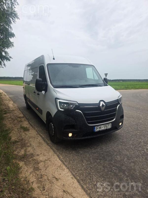 White Renault Master 2021 in Riga, with an engine capacity of 2.30 L and mileage of 150 thousand km for 14100 €, photo 1 on AUTOMOTO.COM.LV