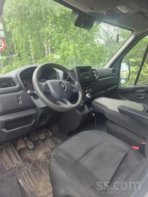 White Renault Master 2021 in Riga, with an engine capacity of 2.30 L and mileage of 150 thousand km for 14100 €, photo 10 on AUTOMOTO.COM.LV