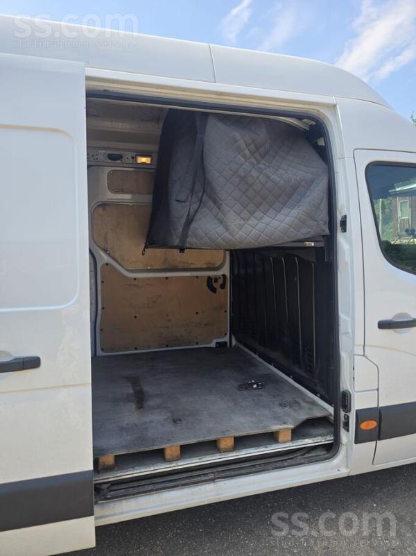 White Renault Master 2021 in Jekabpils, with an engine capacity of 2.30 L and mileage of 0 thousand km for 13500 €, photo 3 on AUTOMOTO.COM.LV