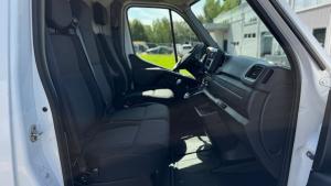 White Renault Master 2021 in Riga, with an engine capacity of 2.30 L and mileage of 170 thousand km for 13990 €, photo 14 on AUTOMOTO.COM.LV