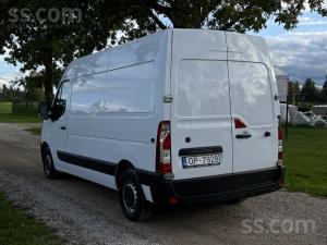 White Renault Master 2021 in Riga, with an engine capacity of 2.30 L and mileage of 178 thousand km for 14520 €, photo 5 on AUTOMOTO.COM.LV