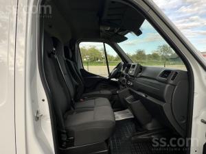 White Renault Master 2021 in Riga, with an engine capacity of 2.30 L and mileage of 178 thousand km for 14520 €, photo 19 on AUTOMOTO.COM.LV