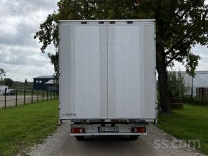 White Renault Master 2021 in Riga, with an engine capacity of 2.30 L and mileage of 178 thousand km for 18150 €, photo 9 on AUTOMOTO.COM.LV