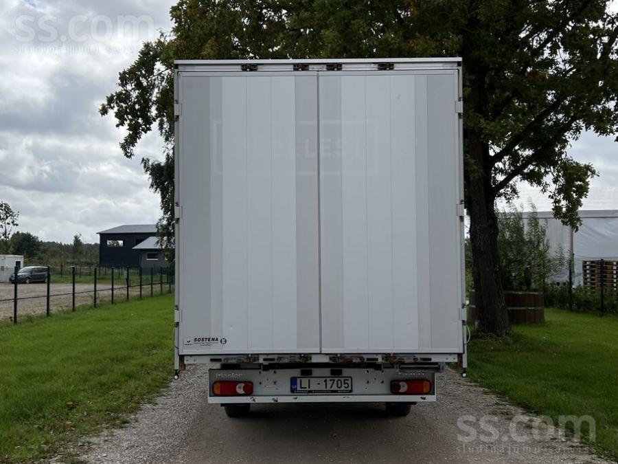 White Renault Master 2021 in Riga, with an engine capacity of 2.30 L and mileage of 178 thousand km for 18150 €, photo 9 on AUTOMOTO.COM.LV