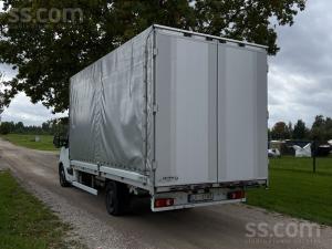 White Renault Master 2021 in Riga, with an engine capacity of 2.30 L and mileage of 178 thousand km for 18150 €, photo 11 on AUTOMOTO.COM.LV