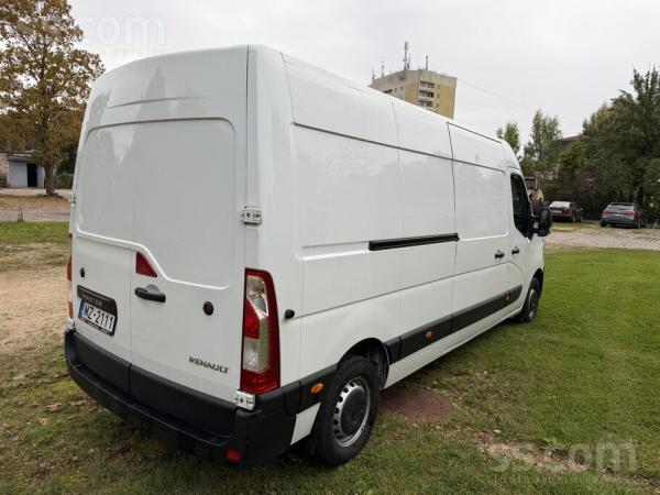 White Renault Master 2021 in Riga, with an engine capacity of 2.30 L and mileage of 292 thousand km for 13500 €, photo 4 on AUTOMOTO.COM.LV