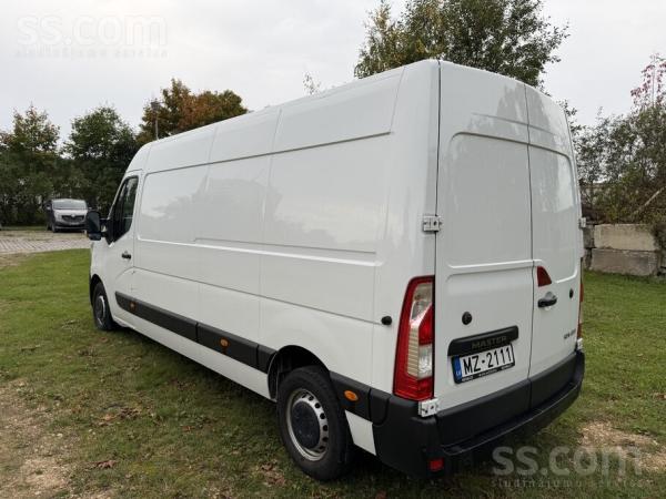 White Renault Master 2021 in Riga, with an engine capacity of 2.30 L and mileage of 292 thousand km for 13500 €, photo 6 on AUTOMOTO.COM.LV