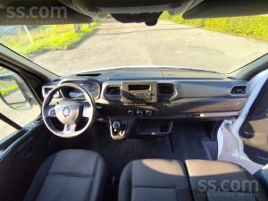 White Renault Master 2021 in Riga, with an engine capacity of 2.30 L and mileage of 248 thousand km for 12000 €, photo 8 on AUTOMOTO.COM.LV