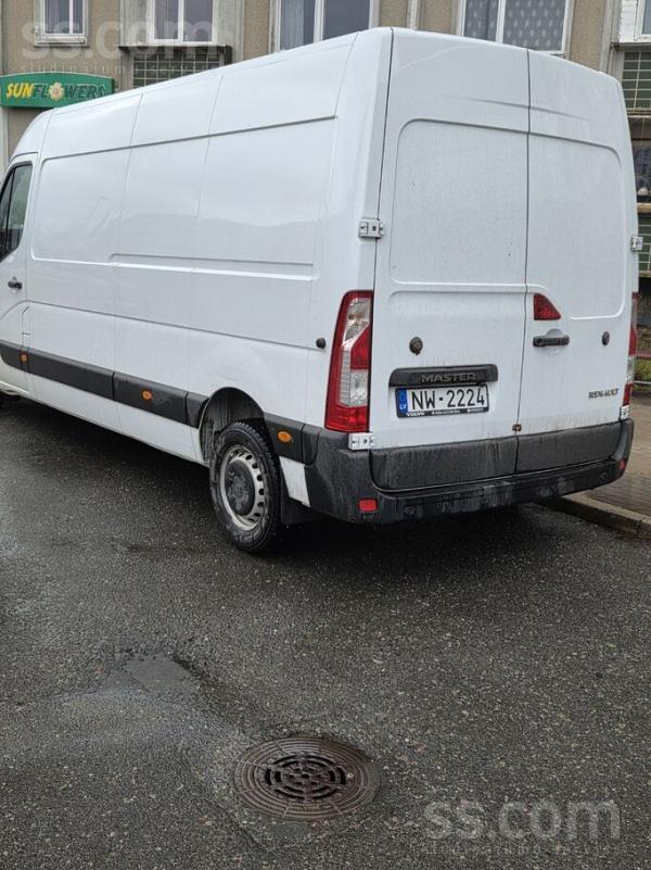 White Renault Master 2022 in Riga, with an engine capacity of 2.30 L and mileage of 400 thousand km for 11500 €, photo 4 on AUTOMOTO.COM.LV