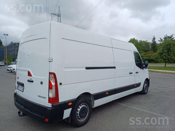 White Renault Master 2022 in Riga, with an engine capacity of 2.30 L and mileage of 338 thousand km for 14000 €, photo 3 on AUTOMOTO.COM.LV
