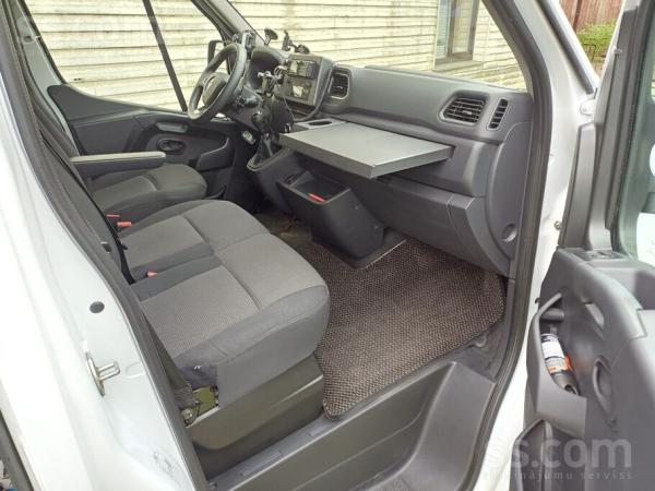 White Renault Master 2022 in Riga, with an engine capacity of 2.30 L and mileage of 338 thousand km for 14000 €, photo 6 on AUTOMOTO.COM.LV