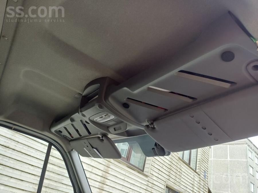 White Renault Master 2022 in Riga, with an engine capacity of 2.30 L and mileage of 338 thousand km for 14000 €, photo 13 on AUTOMOTO.COM.LV