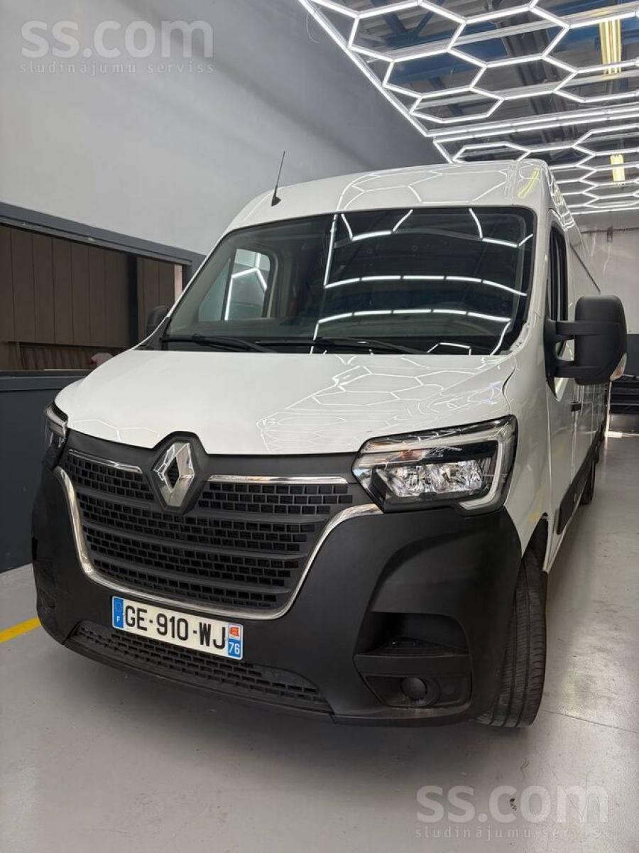 Balts Renault Master 2022 Bauska, ar dzinēja tilpumu 2.30 L un nobraukumu 225 tūkst. km par 13000 €, foto 1 vietnē AUTOMOTO.COM.LV