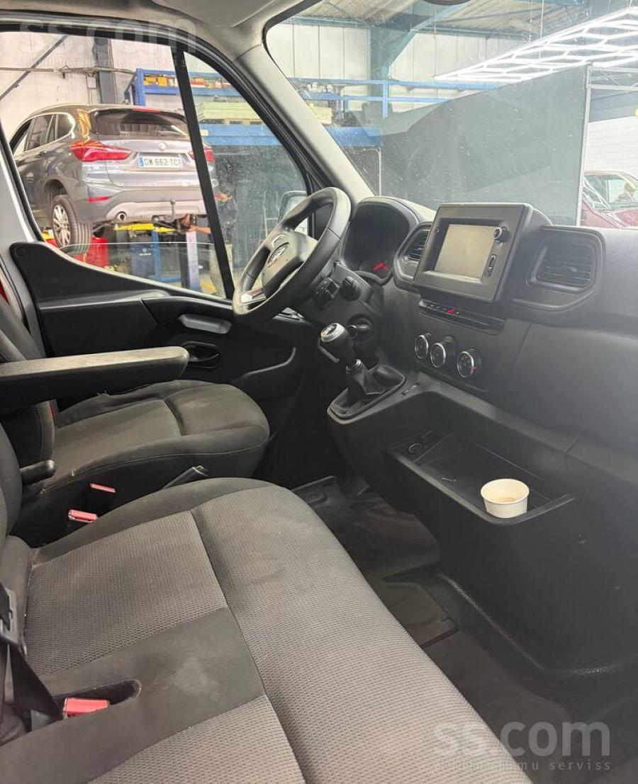 Balts Renault Master 2022 Bauska, ar dzinēja tilpumu 2.30 L un nobraukumu 225 tūkst. km par 13000 €, foto 7 vietnē AUTOMOTO.COM.LV