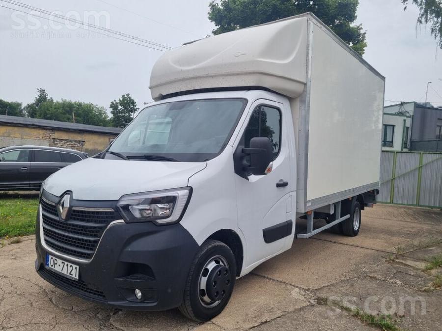 White Renault Master 2022 in Riga, with an engine capacity of 2.30 L and mileage of 82 thousand km for 28900 €, photo 3 on AUTOMOTO.COM.LV