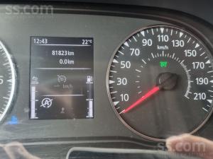 White Renault Master 2022 in Riga, with an engine capacity of 2.30 L and mileage of 82 thousand km for 28900 €, photo 9 on AUTOMOTO.COM.LV