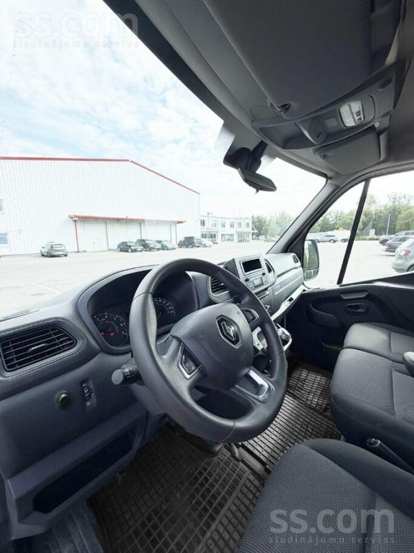 White Renault Master 2022 in Riga, with an engine capacity of 2.30 L and mileage of 168 thousand km for 17900 €, photo 8 on AUTOMOTO.COM.LV