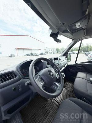 White Renault Master 2022 in Riga, with an engine capacity of 2.30 L and mileage of 168 thousand km for 17900 €, photo 13 on AUTOMOTO.COM.LV