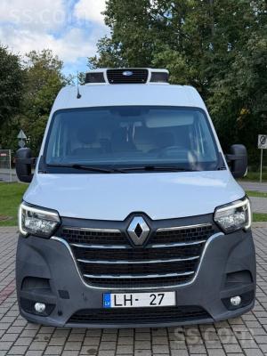 White Renault Master 2022 in Riga, with an engine capacity of 2.20 L and mileage of 154 thousand km for 19500 €, photo 1 on AUTOMOTO.COM.LV