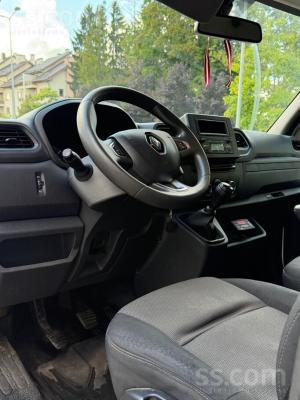 White Renault Master 2022 in Riga, with an engine capacity of 2.20 L and mileage of 154 thousand km for 19500 €, photo 3 on AUTOMOTO.COM.LV