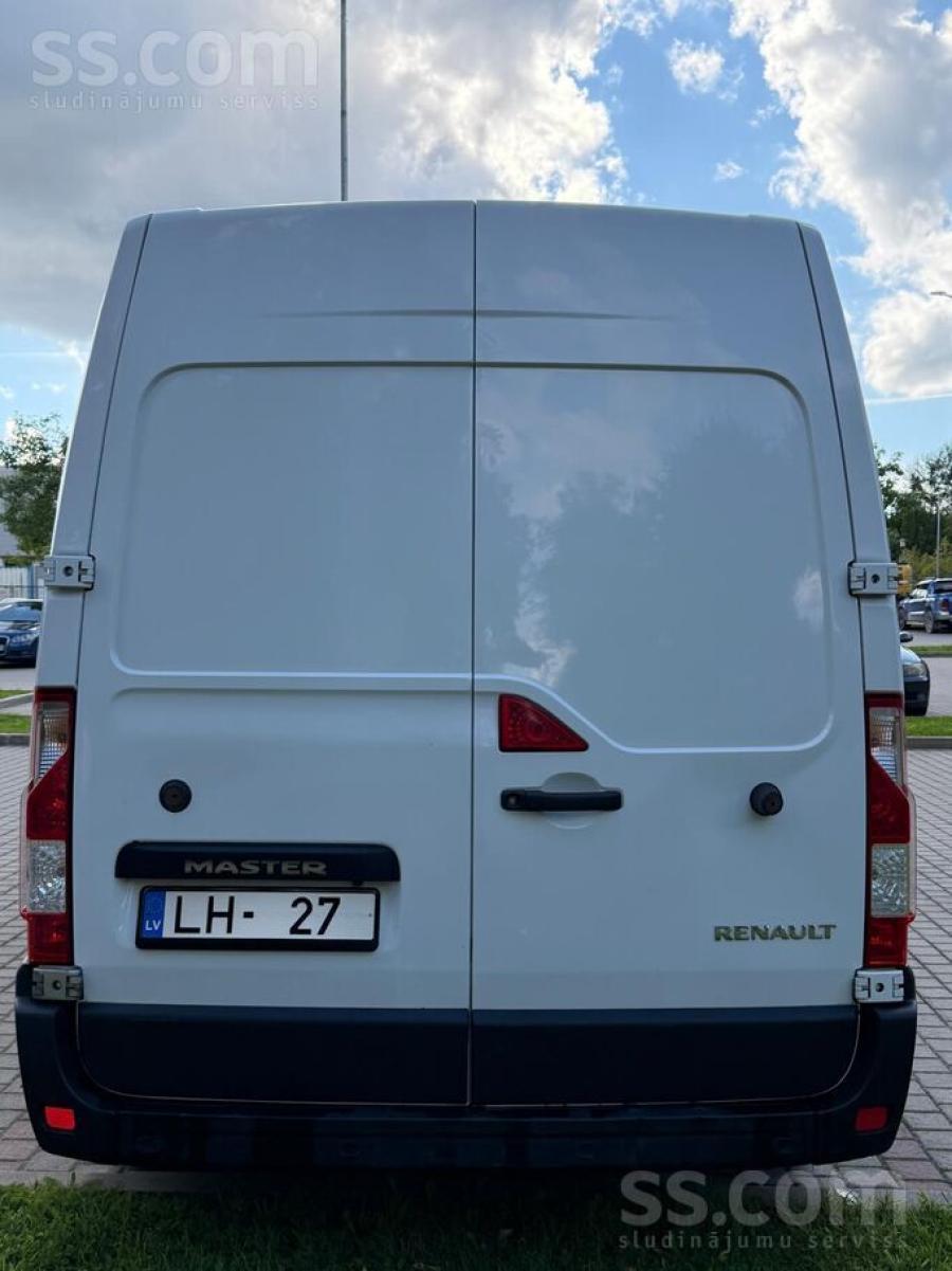 White Renault Master 2022 in Riga, with an engine capacity of 2.20 L and mileage of 154 thousand km for 19500 €, photo 7 on AUTOMOTO.COM.LV